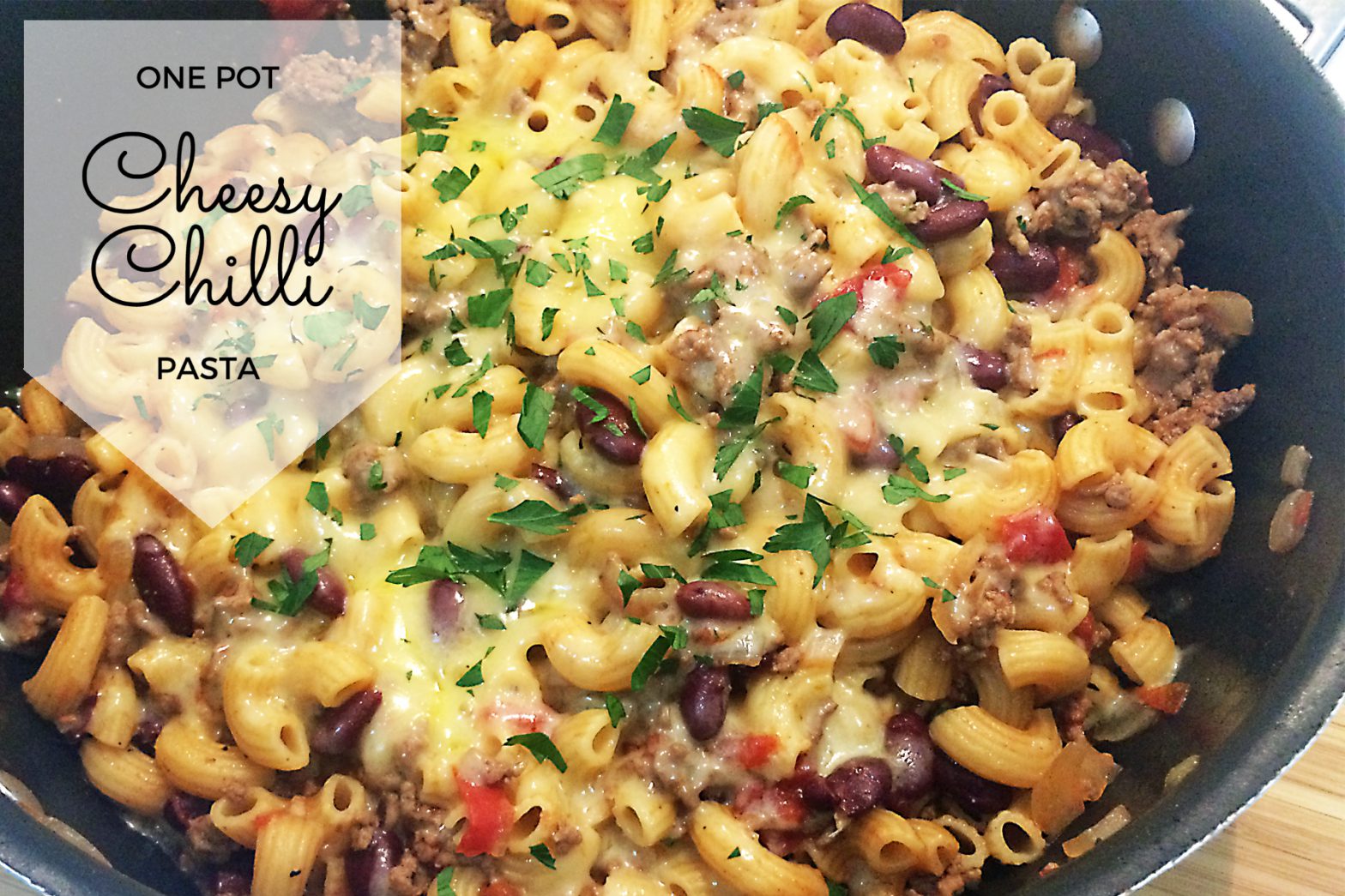 One Pot Cheesy Chilli Pasta Recipe - Mumslounge