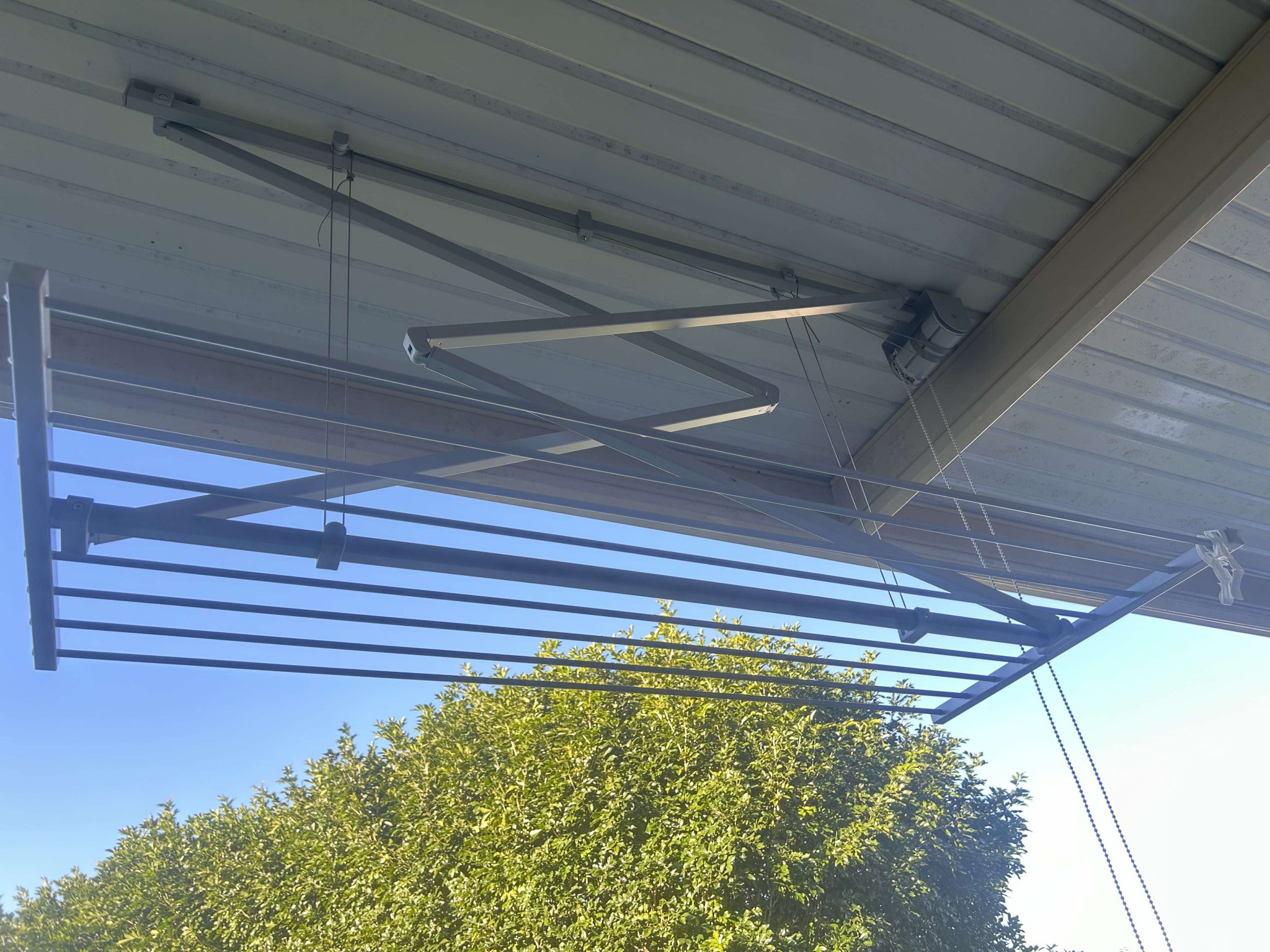 Lifestyle Clothes Lines' FoxyDry Mini Ceiling Clothes Line Review ...