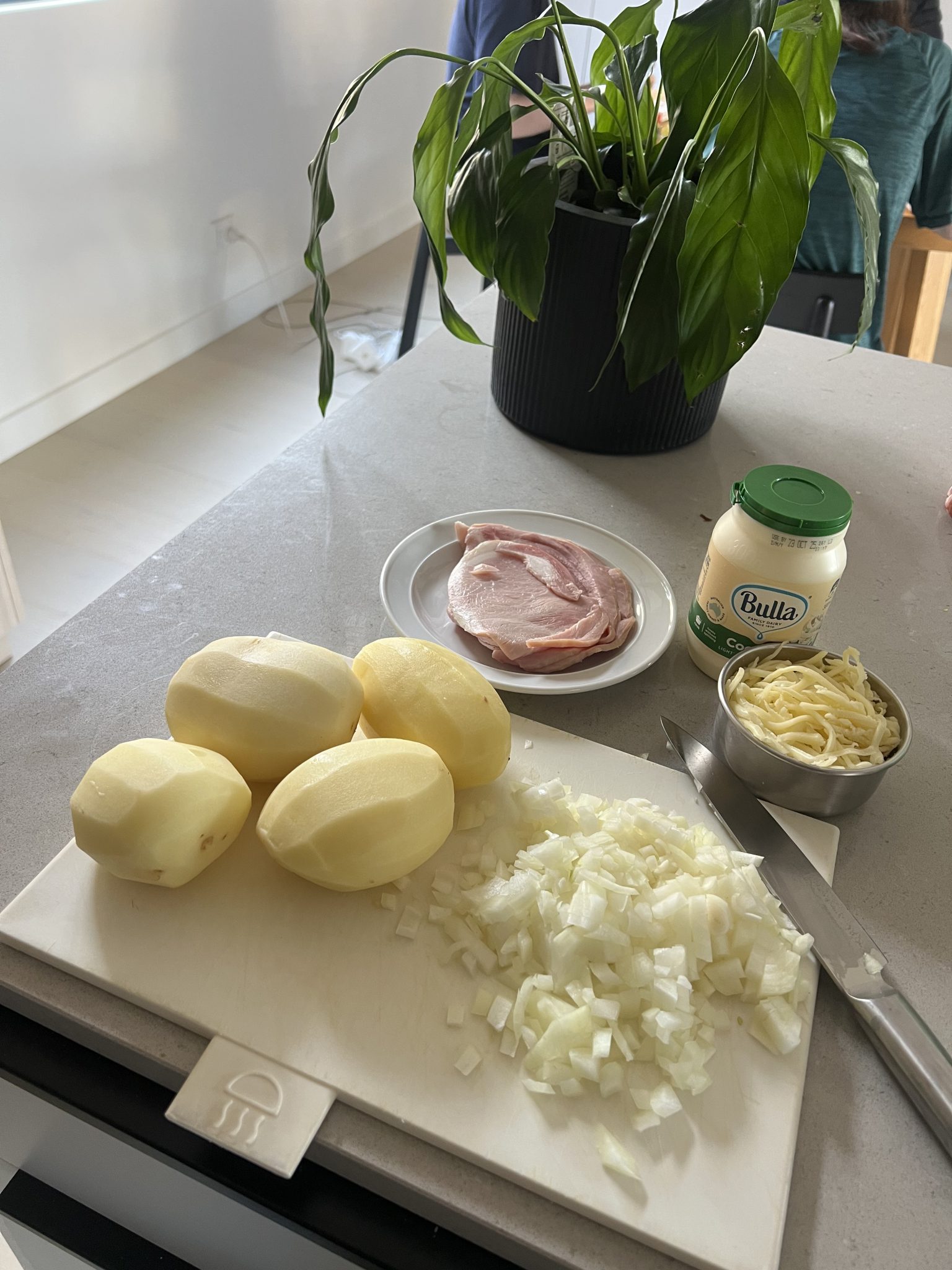 Easy Potato Bake Recipe (Family Favourite Comfort Food) - Mumslounge